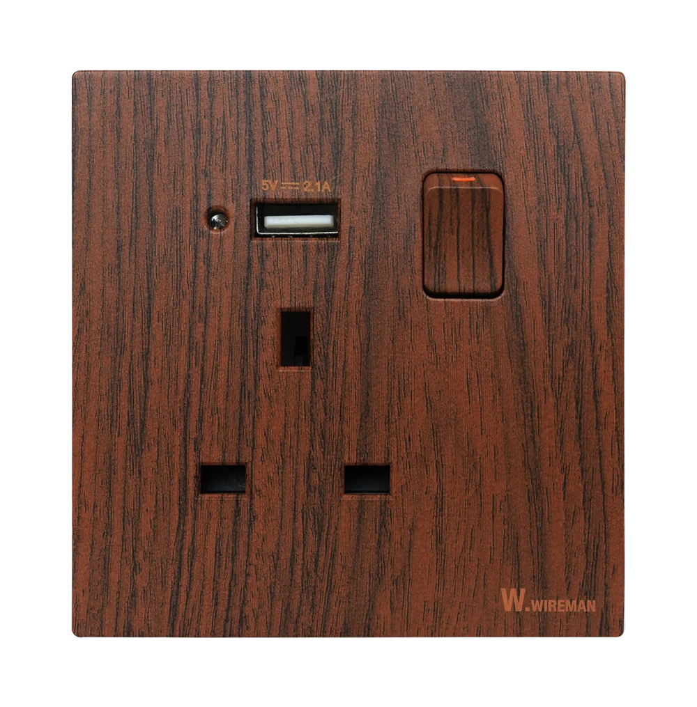 Wireman Infinity Teak 13A Socket Outlet + 2.1A USB - elecshop.lk